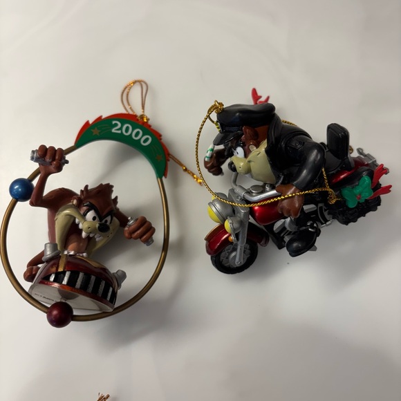 Warner Bros. | Holiday | Warner Bros Taz Drum And Motorcycle Figure Set ...